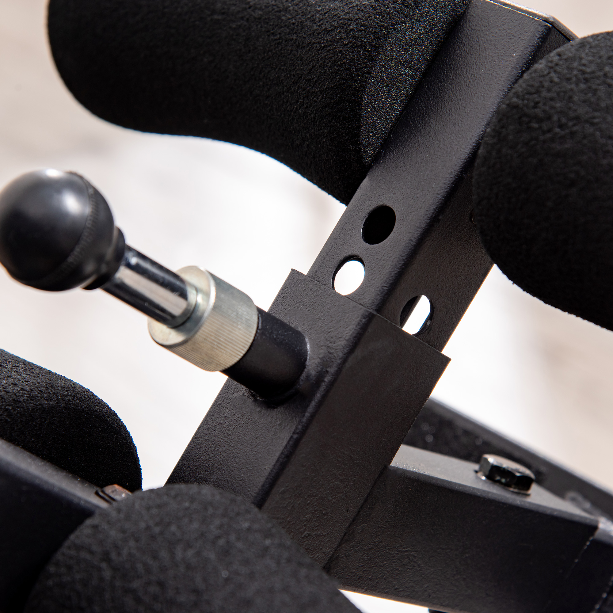 HOMCOM Foldable Gravity Inversion Table, Fitness Bench w/ Soft Ankle ...